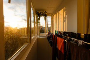 Drying Laundry Indoors: Tips to Avoid Damp and Mould Growth - GCHA